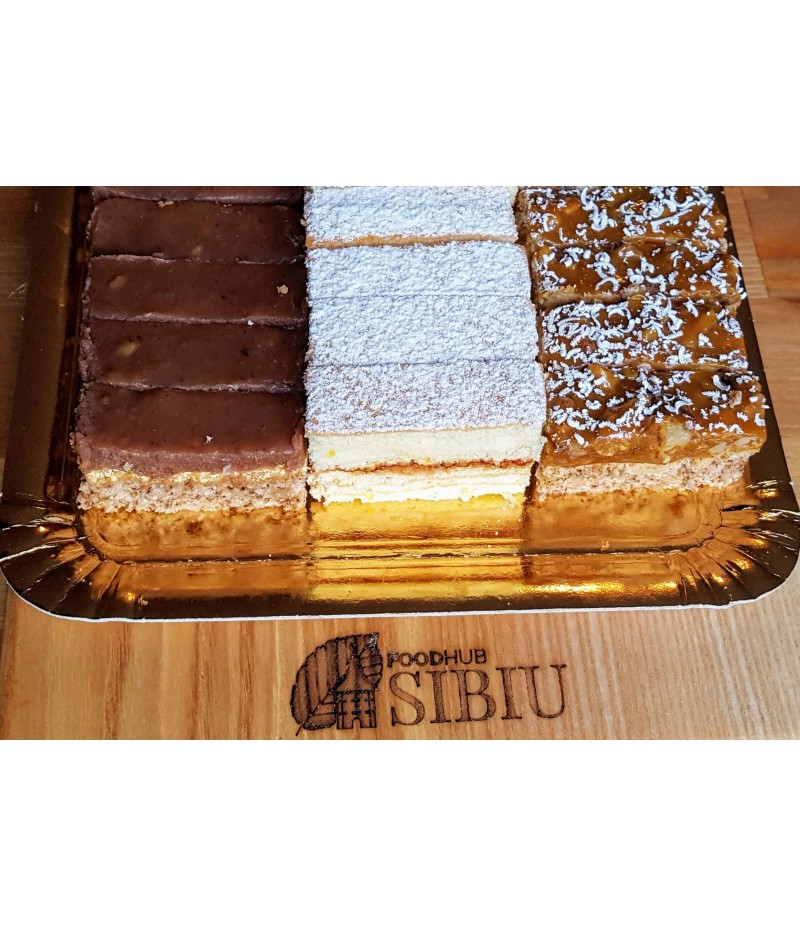 Prajituri DE CASA ASORTATE (SNICKERS, ALBINITA, cu BULION, cu cremă de ...
